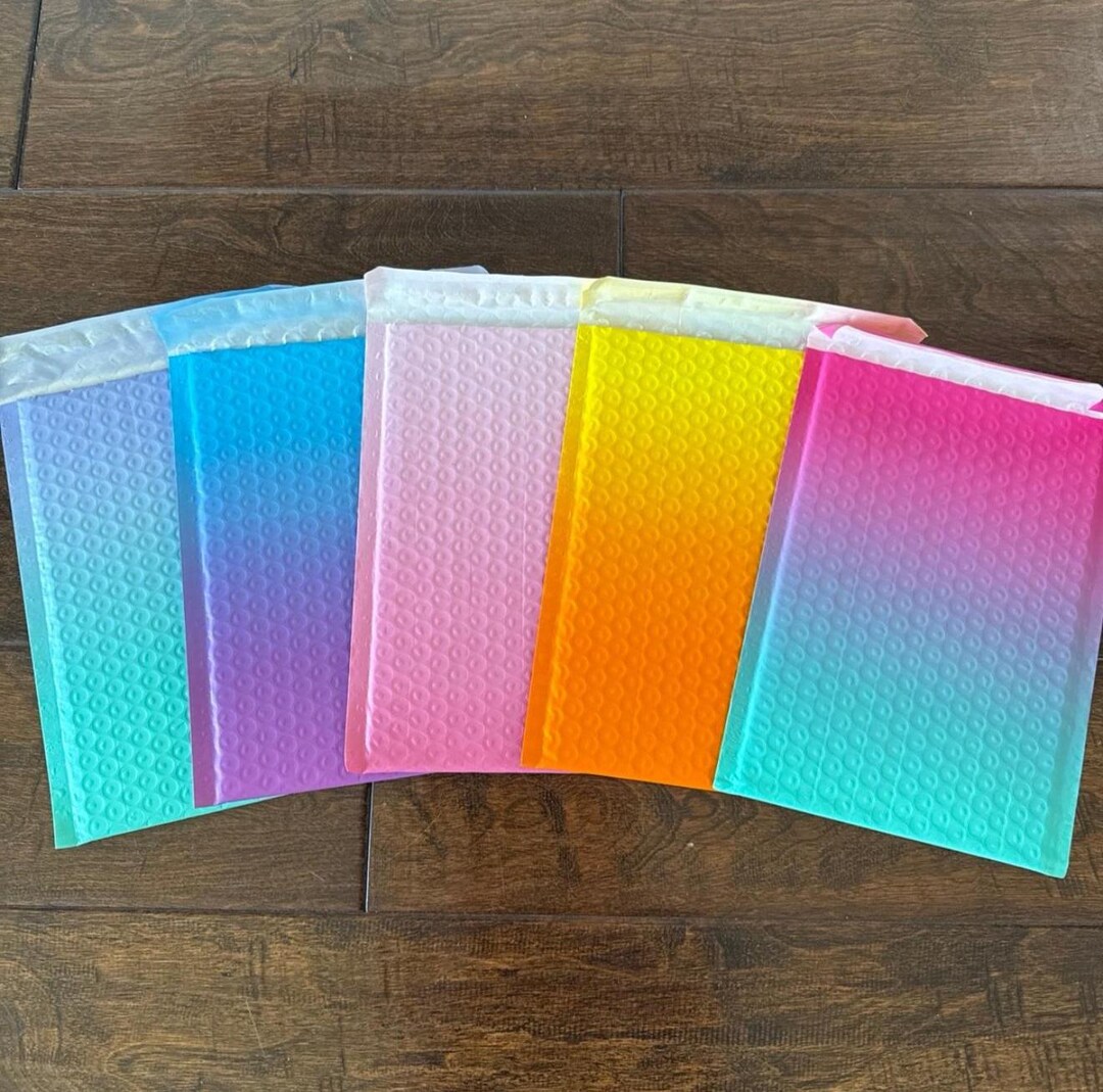 20 Pack - 6x9" Beautiful Mix of 2 Tone Colored Bubble Mailers! 5 Colors ...