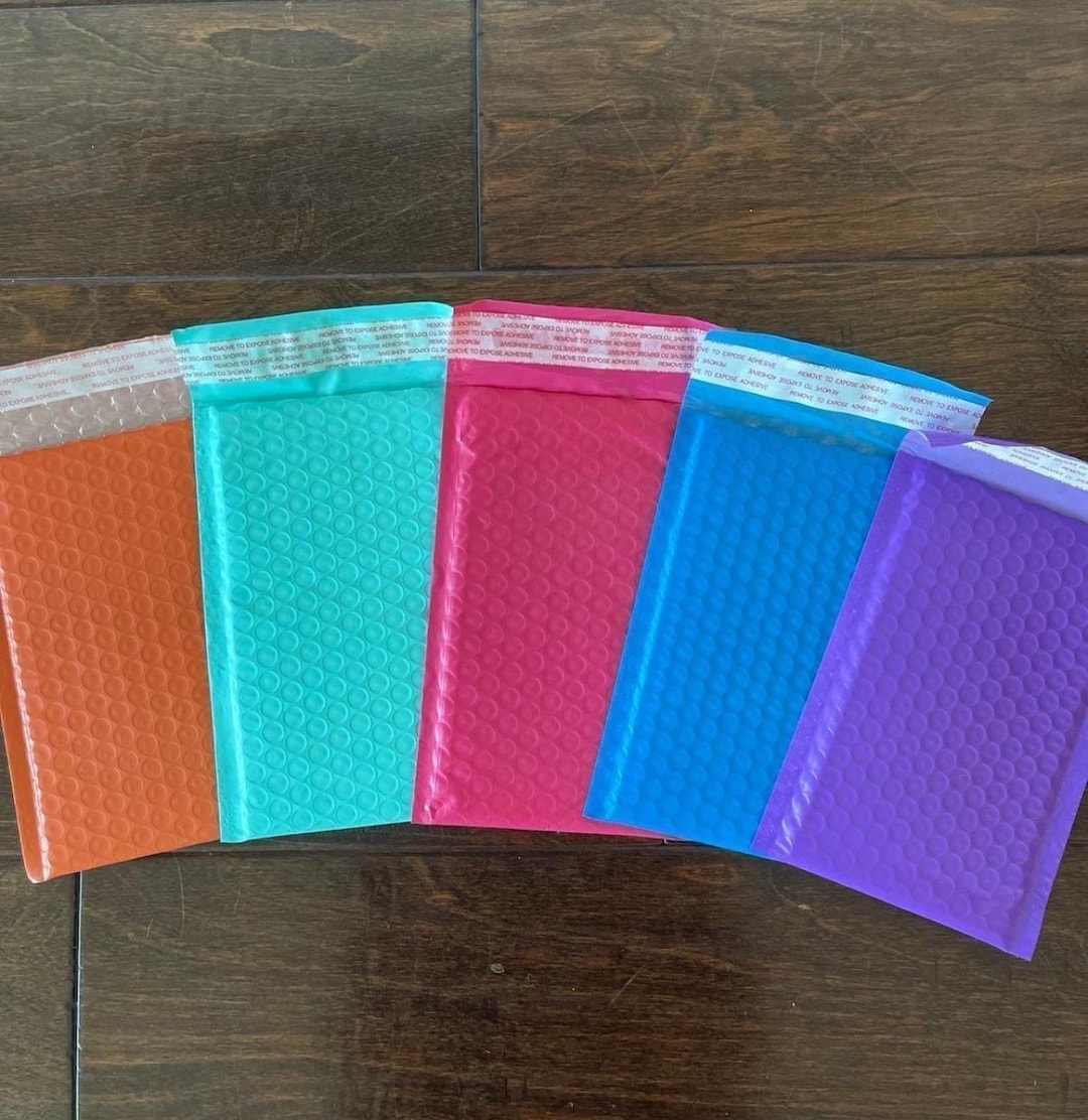 25 Pack - 4x8" Beautiful Mix Colors Designer Bubble Mailers! 5 Colors ...