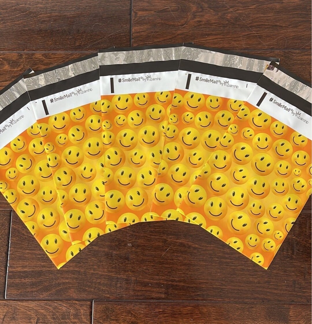 25 OR 50 Pack - 6x9" Happy Face Designer Poly Mailers! Non-padded, Self ...