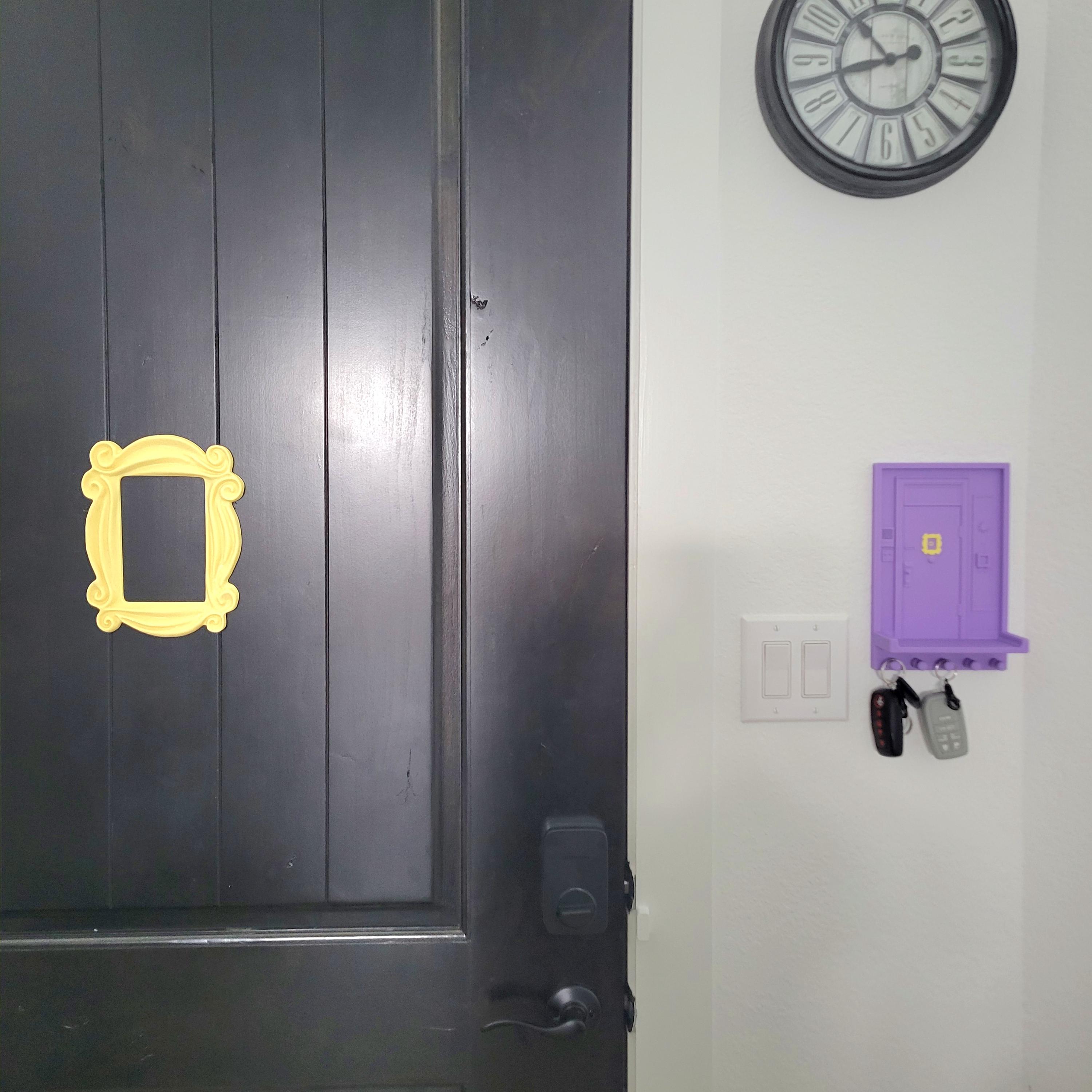 FRIENDS Replica Yellow Peephole Frame for Front Door or 4x6 Photos With ...