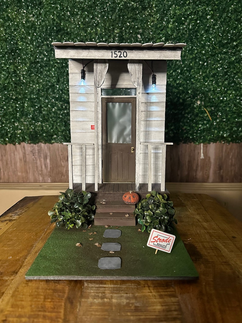 Handmade Halloween Diorama : Porch and Part Garden of the Myres ...