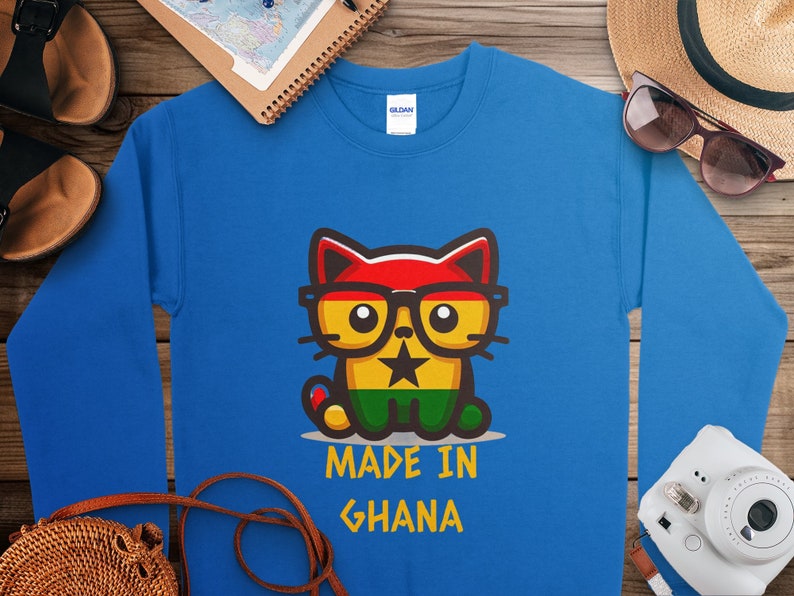 Ghana Cute Cat With Glasses Sweatshirt, Stylish Cat Graphic Top ...