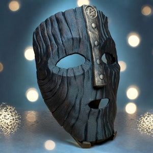 Loki Mask Replica With Stand, Iconic Movie Prop From the Mask With Jim ...