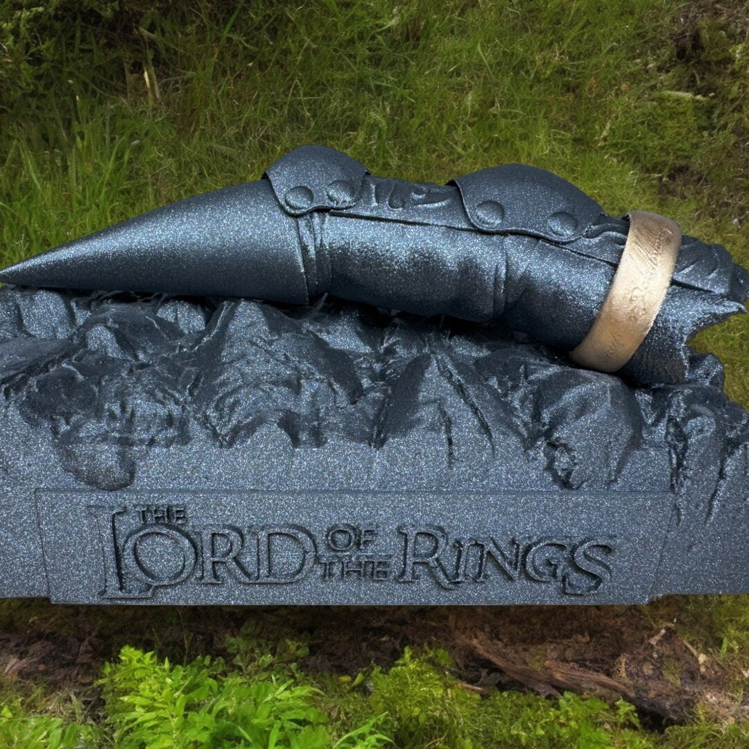 Sauron's Finger With the One Ring, Lord of the Rings Inspired Sculpture ...