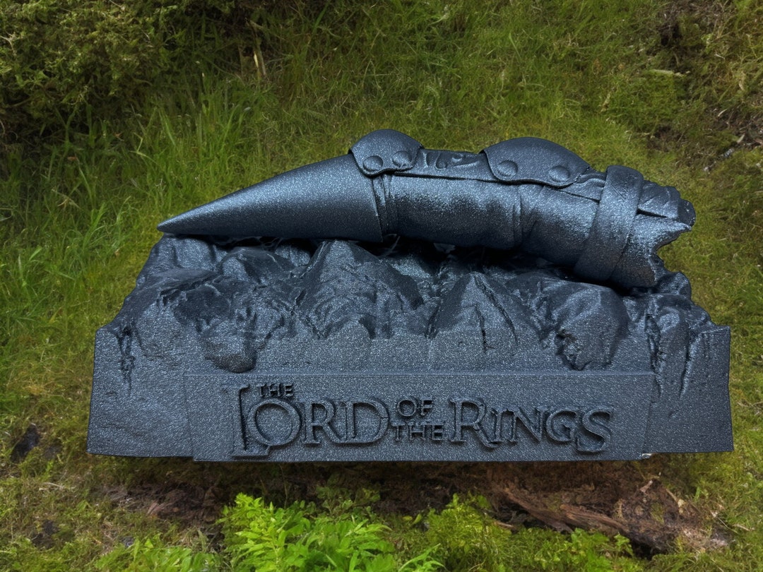 Sauron's Severed Finger With the One Ring, Lord of the Rings Inspired ...