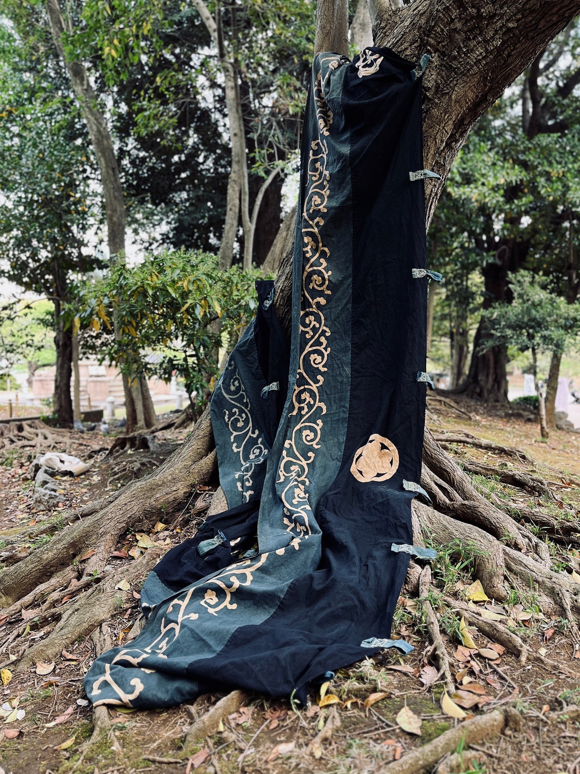 Japanese Vintage Indigo and Persimmon Dyed Cotton Long Curtain Cloth ...