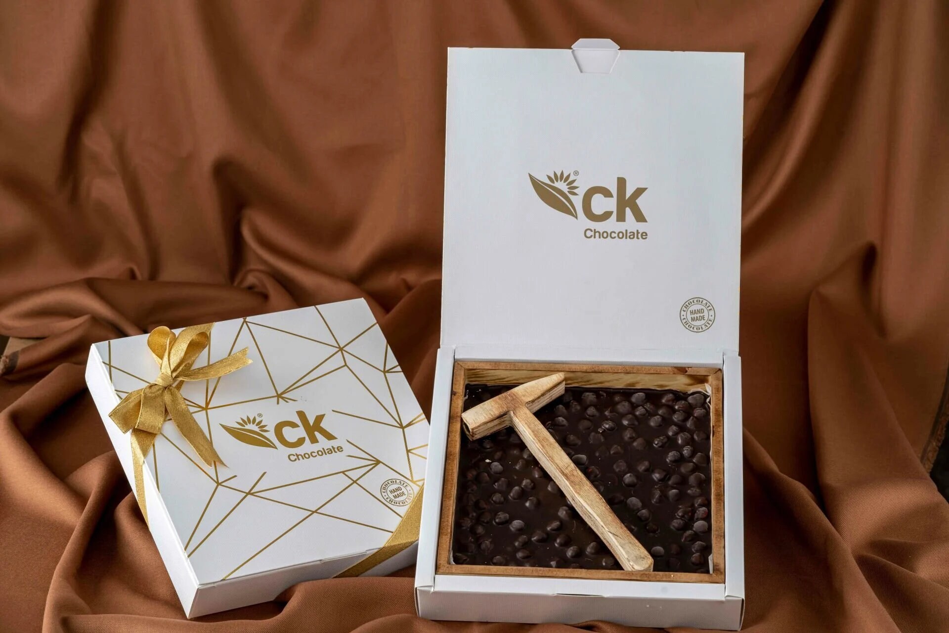 Dark Chocolate Hazelnut Handmade Luxury Chocolate 500g 17.64oz ,stylish ...