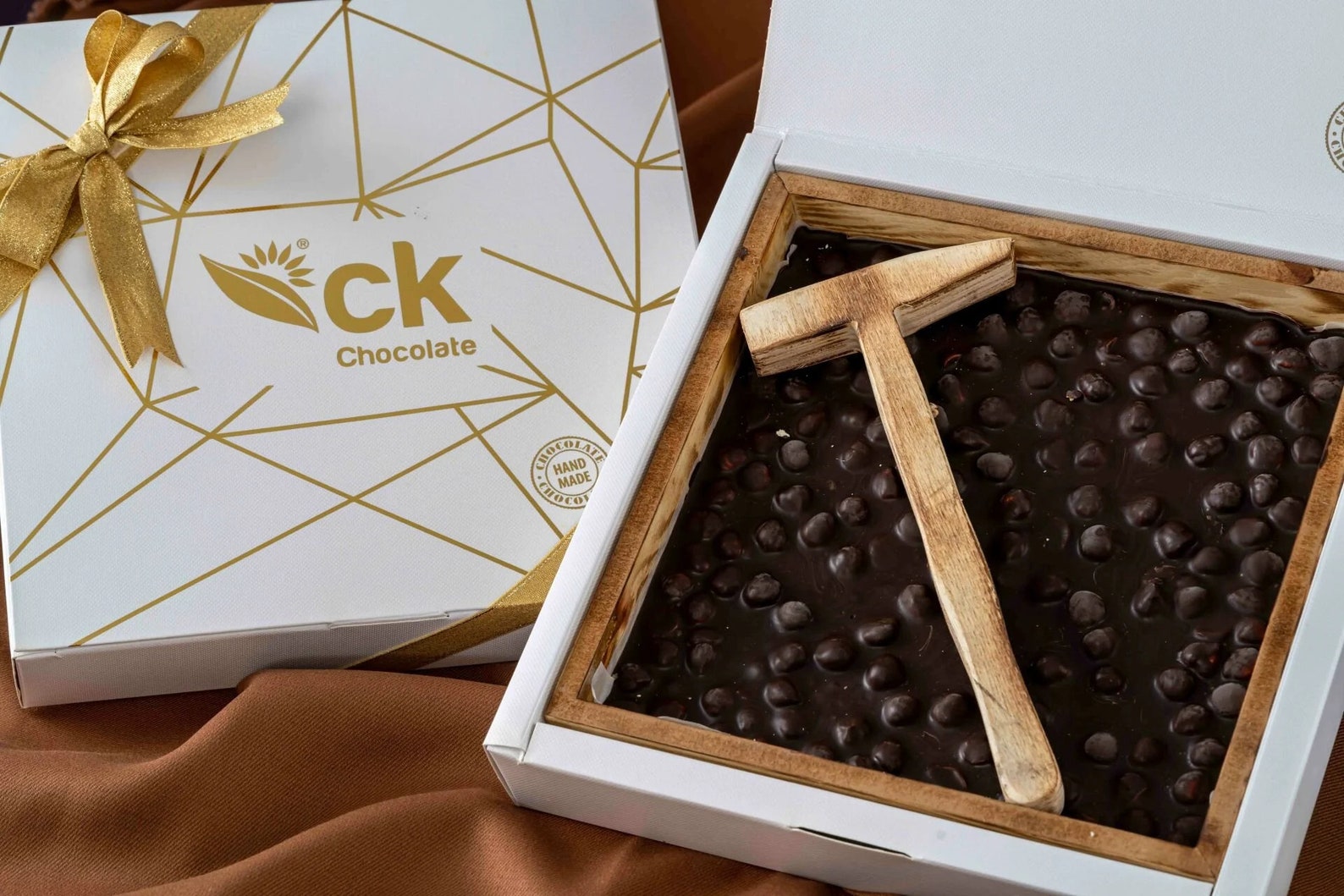 Dark Chocolate Hazelnut Handmade Luxury Chocolate 500g 17.64oz ,stylish ...