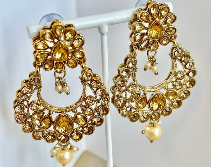 Indian Mint Jhumka and Sahara Chain Earrings. Indian Jhumka & Ear Chain ...