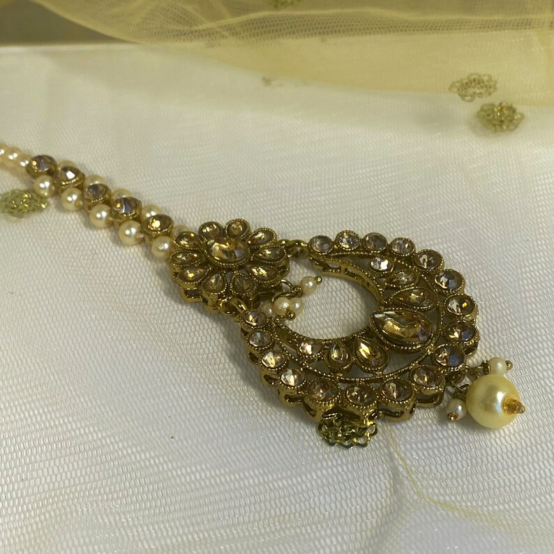 Golden Necklace Set Earring/ Tikka/ Tikli/ Indian/ Pakistani/fashion ...