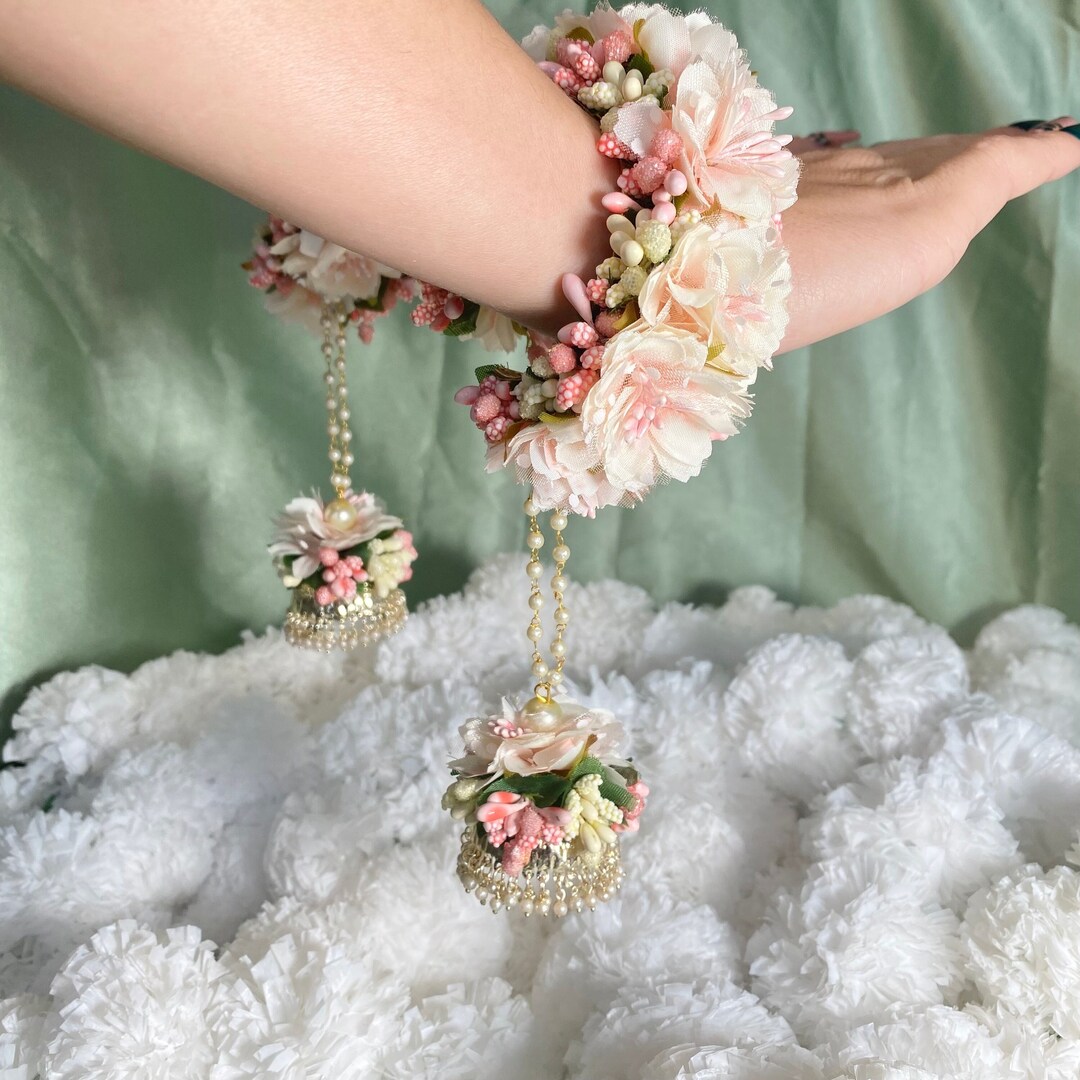 Pink Haldi Floral Kaleereh/hathpool Haldi Floral Bangles With Pink ...