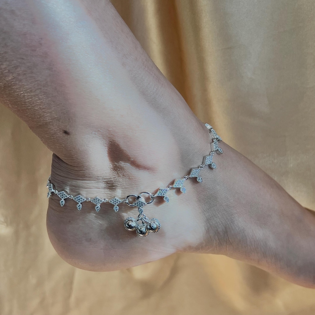 Luxury Silver Diamante Anklets/ Bell Detail /indian/ Pakistani Style ...