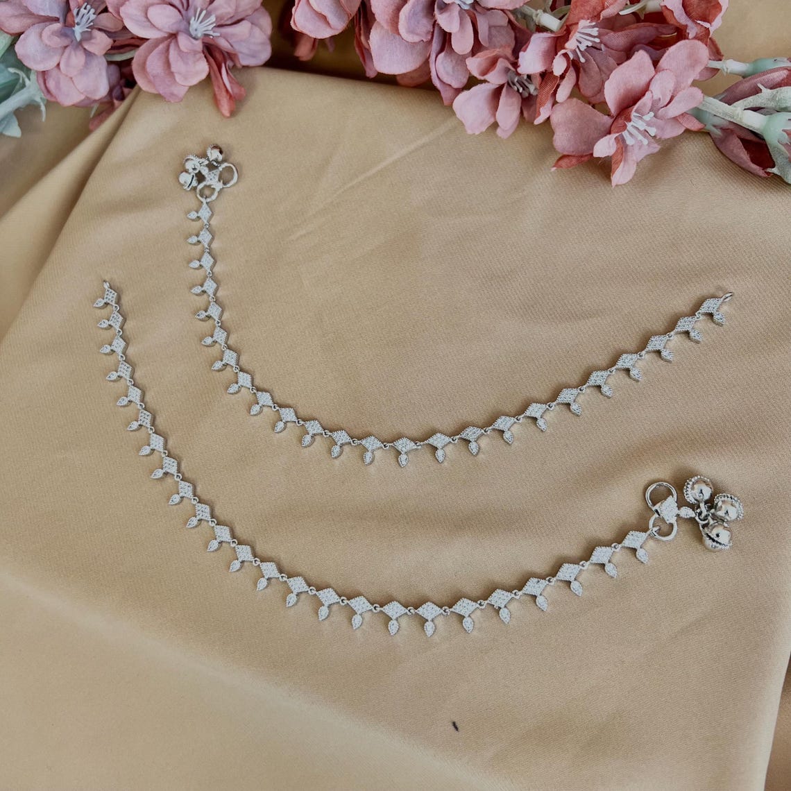 Luxury Silver Diamante Anklets/ Bell Detail /indian/ Pakistani Style ...