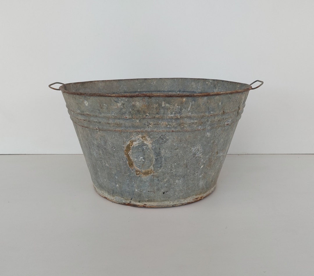 Large Metal Bucket, Antique Metal Well Bucket, Old Zinc Pot, Farmhouse ...