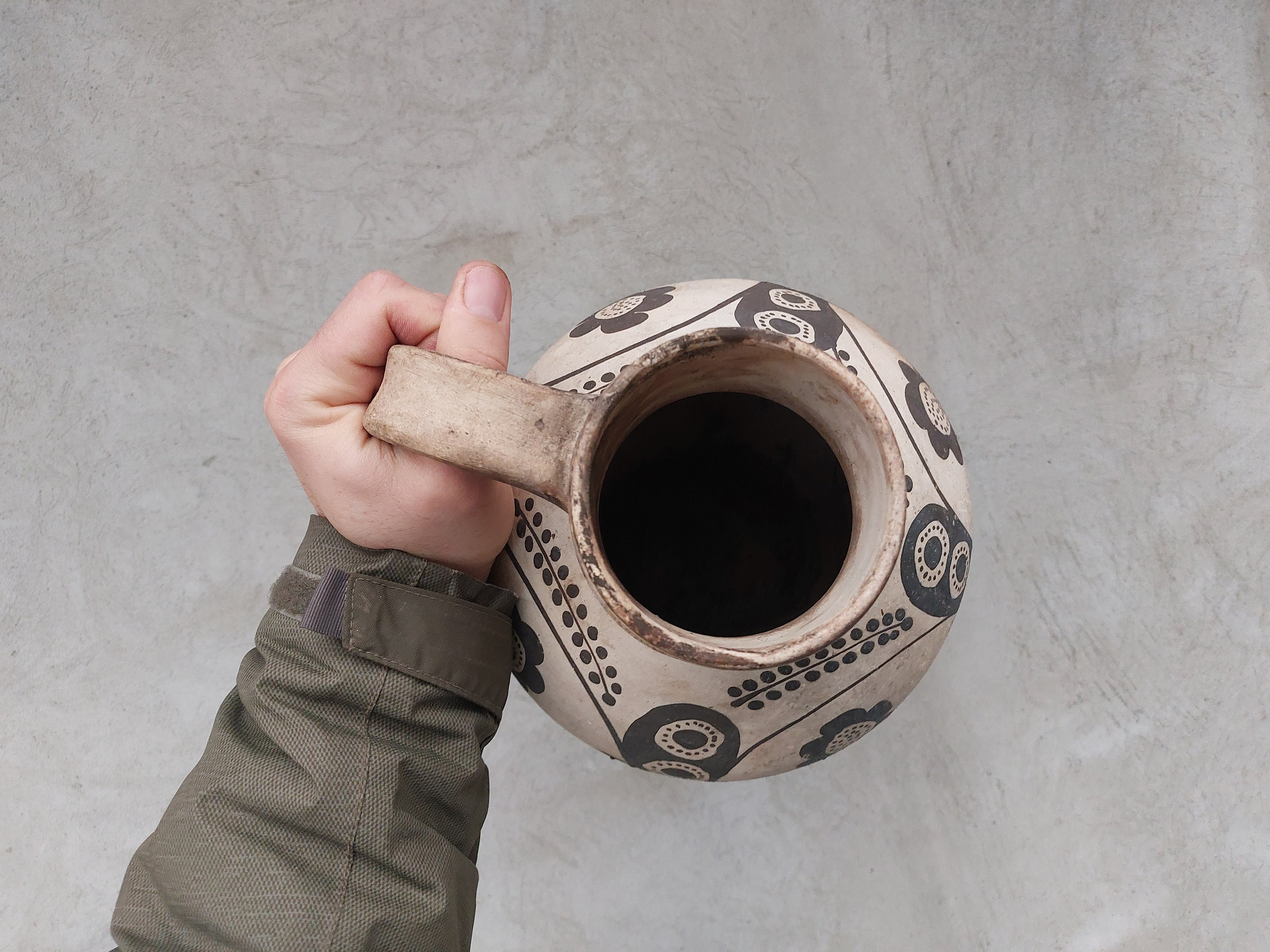 Beautiful Clay Vessel, Traditional Vessel, Clay Vase, White Vase ...