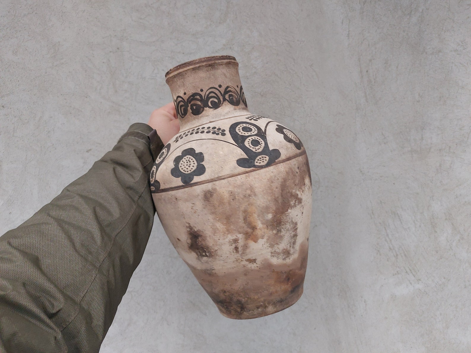 Beautiful Clay Vessel, Traditional Vessel, Clay Vase, White Vase ...