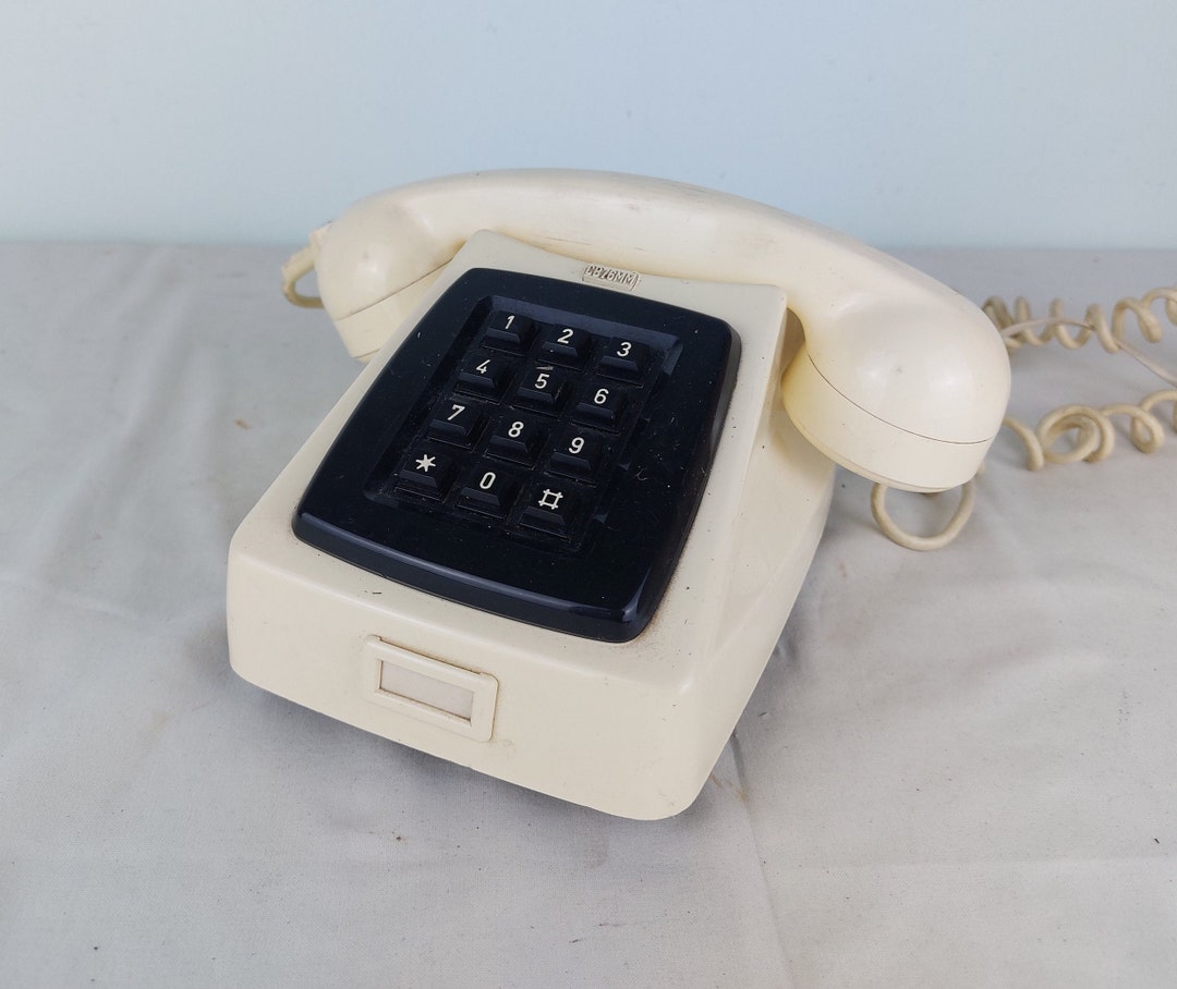 Retro White Phone, Desk Phone, Vintage Phone, Retro Phone, Cool, Unique ...