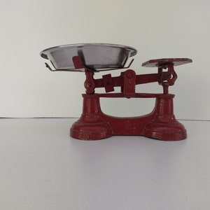 Vintage England Scale, Cast Iron Scale, Retro Kitchen Scale, Red Color ...
