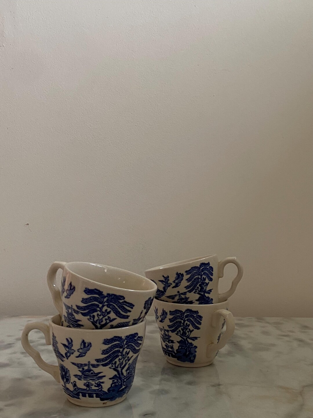 Set of 4 Vintage Willow Pattern Blue and White Teacups | English Blue ...