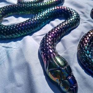 Color Shifting Snake | Resin Snake | Rainbow Snake | Black Snake - Etsy