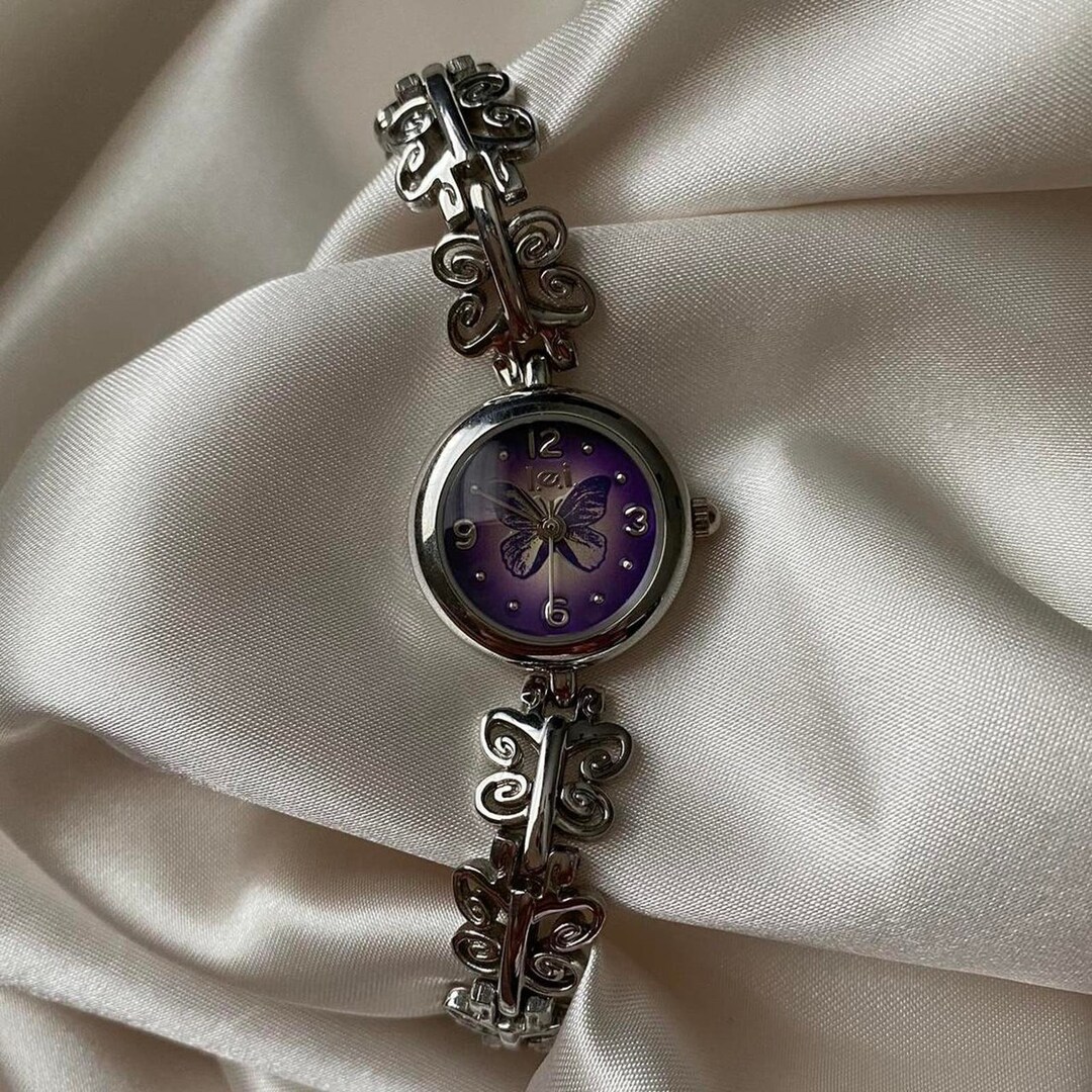 Beautiful Vintage L.E.I Dainty Silver Tone Purple Butterfly Watch ...
