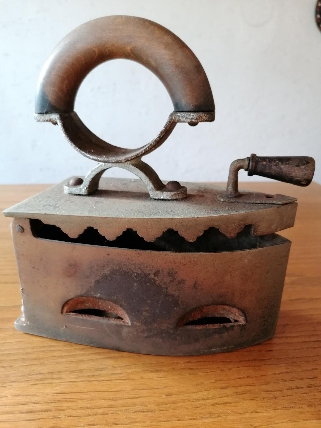 Antique Iron, Vintage Coal Iron, Cast Iron, Country Kitchen, Primitive ...