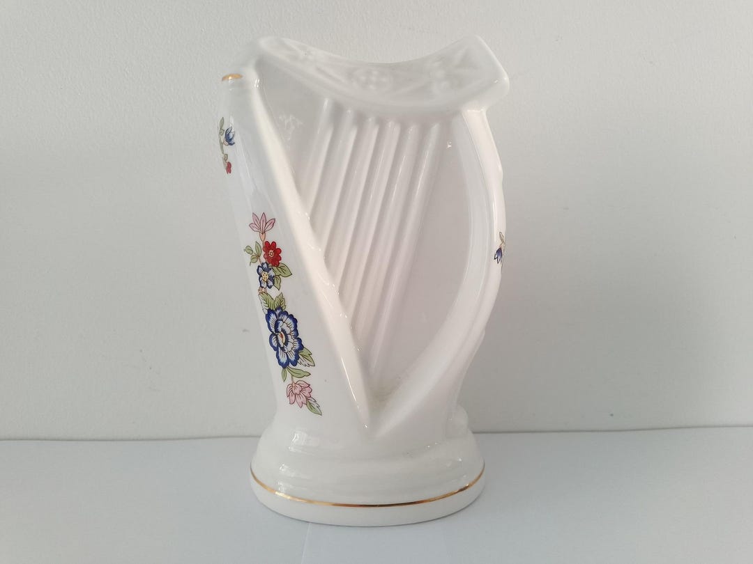 Vintage Royal Tara Ireland Porcelain Irish Harp Figurine-shamrock ...