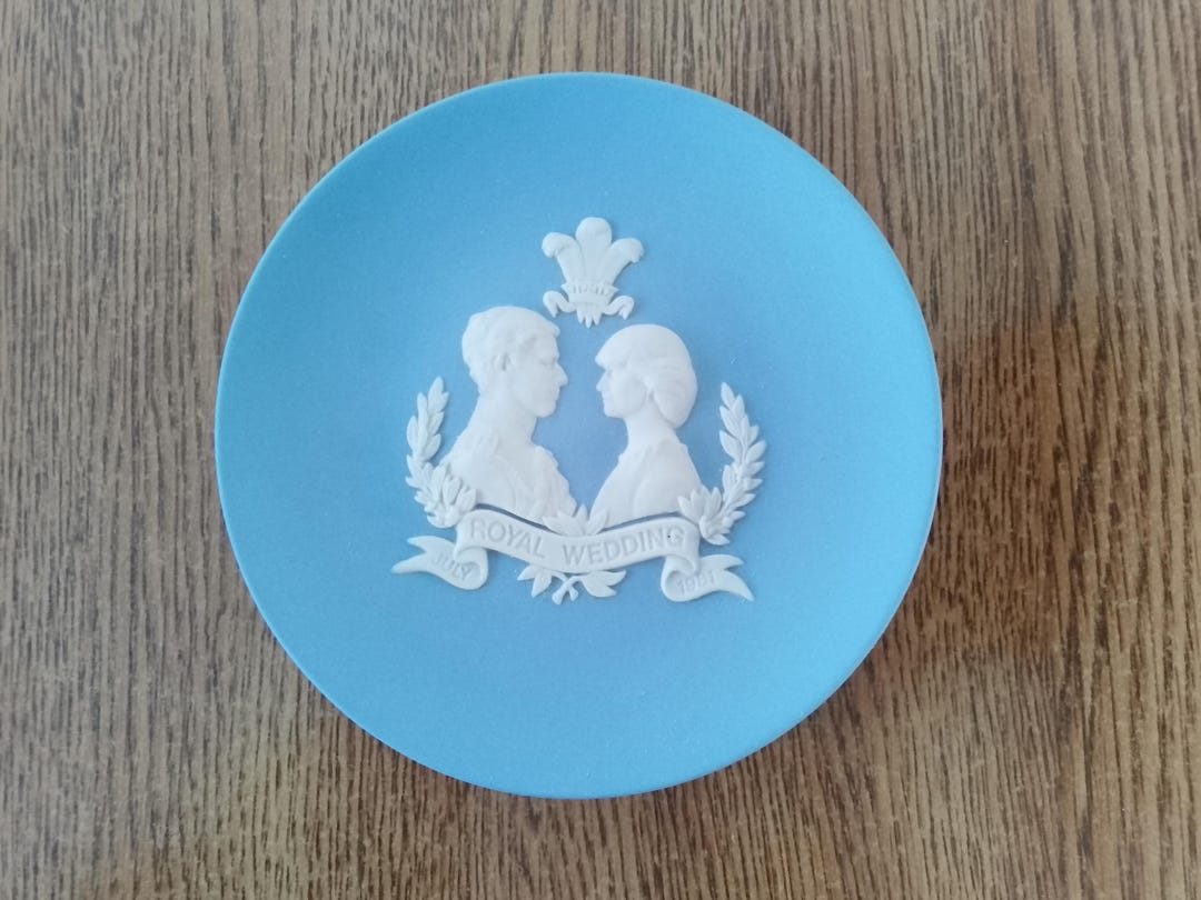 Wedgwood Royal Wedding 1981 Princess Diana and Charles Light Blue ...