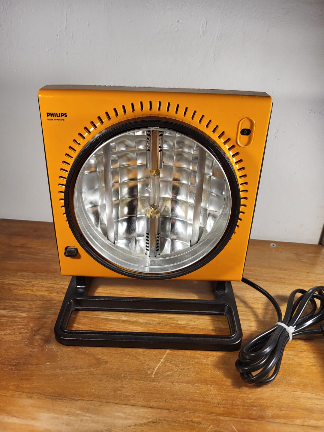 Vintage Philips 1970s Tanning Lamp and Infrared Lamp. in Very Good ...