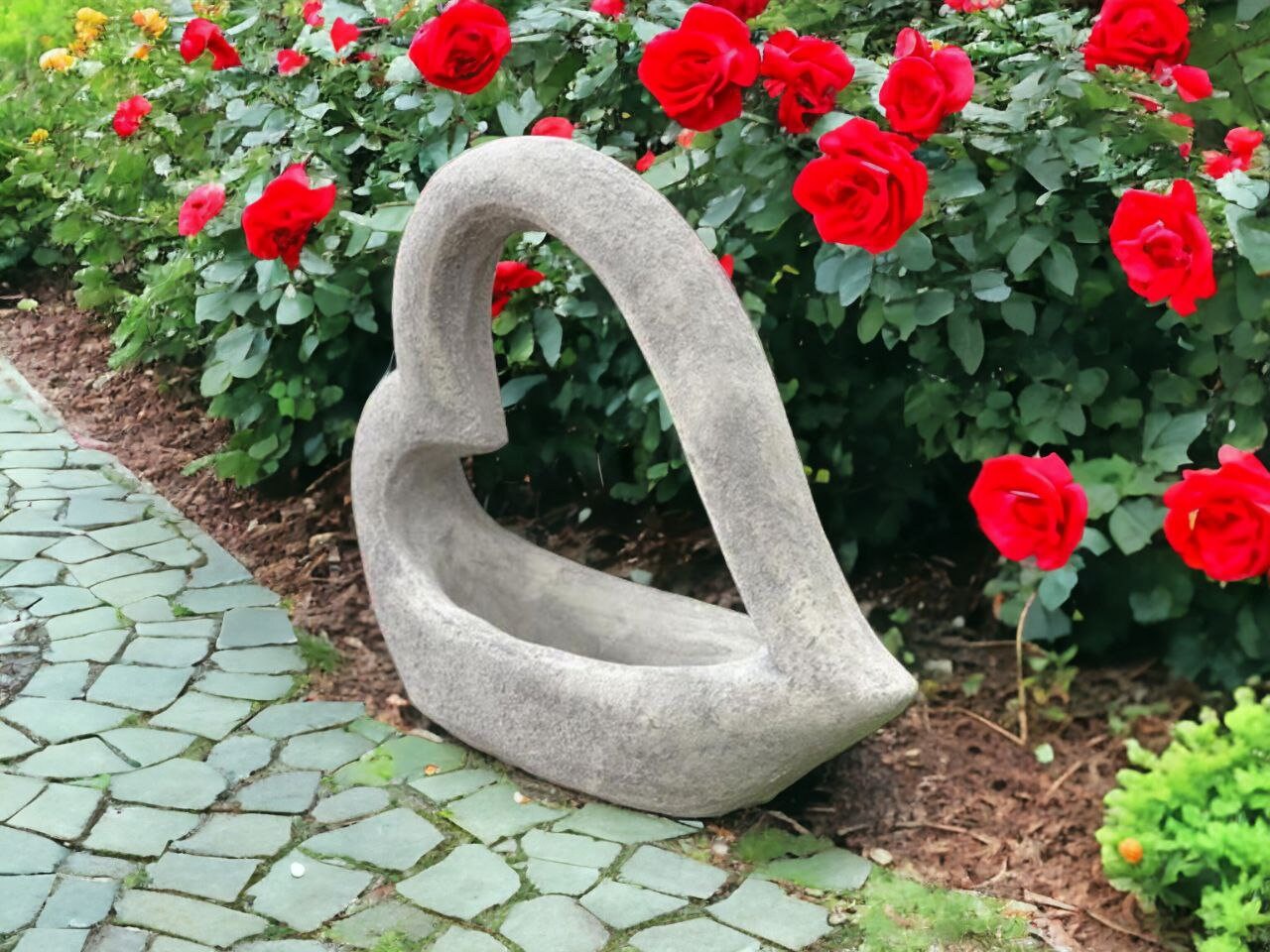 Heart Planter Concrete Pot Planter Statue Love Sign Flowers Pot Garden ...