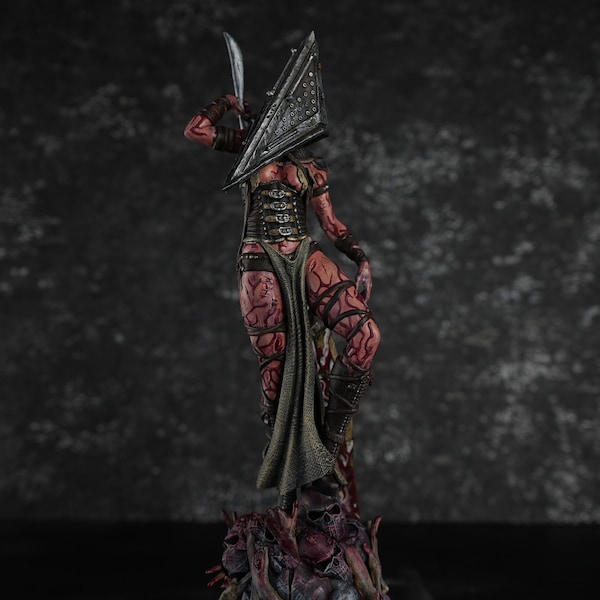 Pyramid Head Figure - Etsy