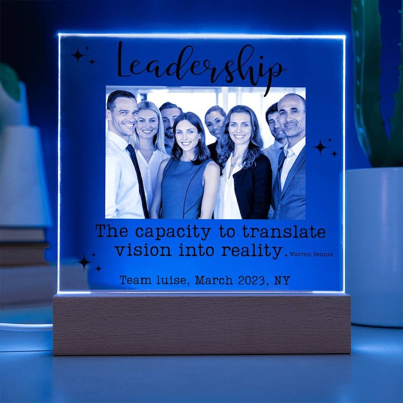 Personalized Leadership Truly Great Leader Plaque With Wooden Base ...