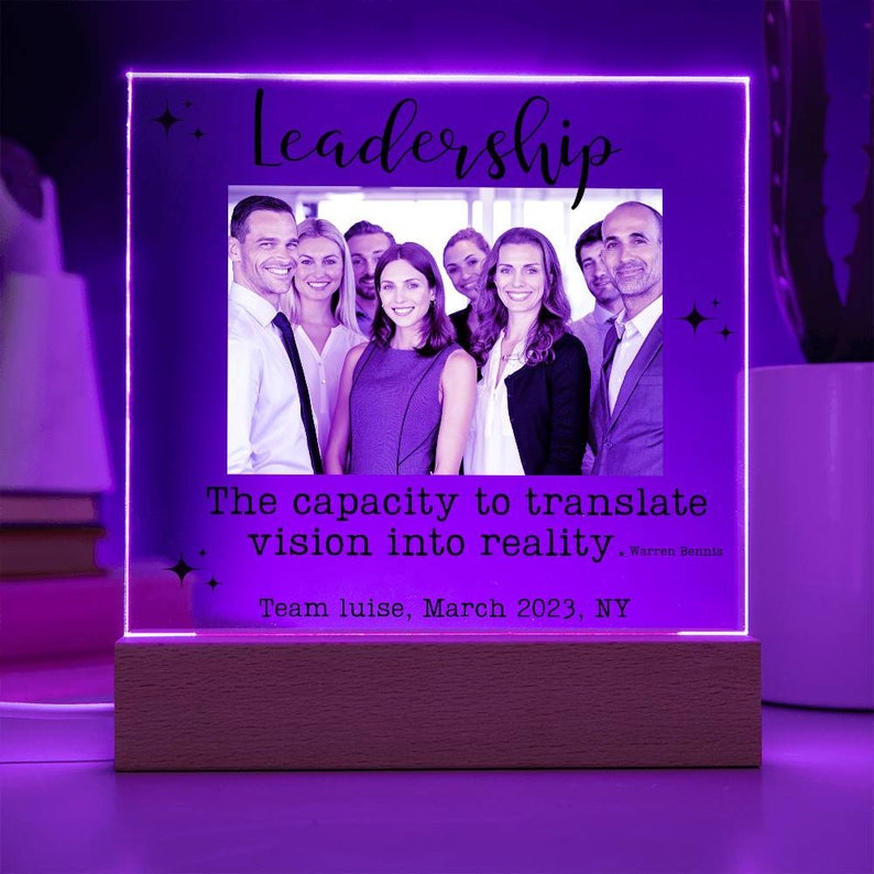 Personalized Leadership Truly Great Leader Plaque With Wooden Base ...