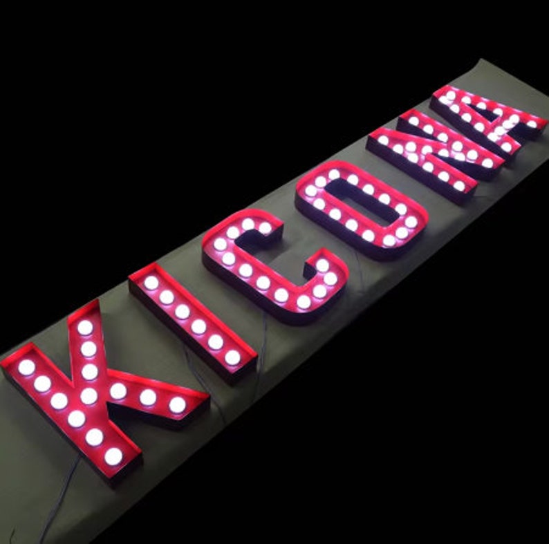 Retro Bulb Sign, Illuminated Custom Lightbox Sign, Custom Light Bulb ...