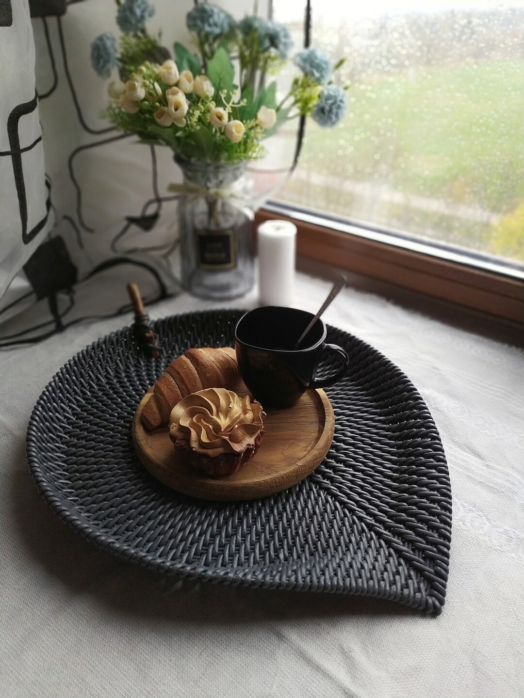 Leaf Shaped Plate, Serving Tray for Decor, Perfume and Makeup Tray ...