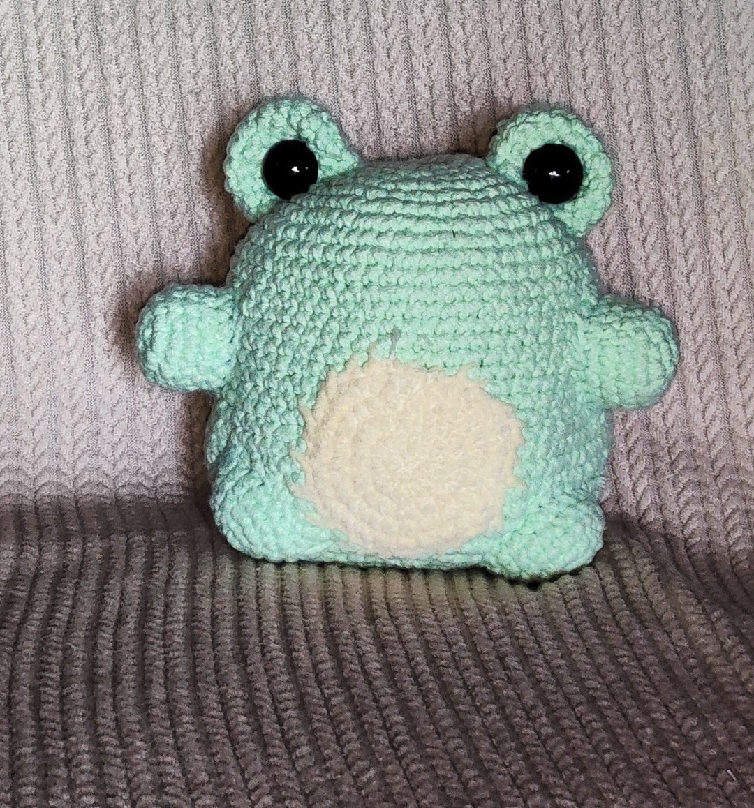 Fred the Froggy Plushie - Etsy