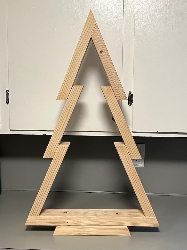 2x4 Decorative Christmas Tree - Etsy