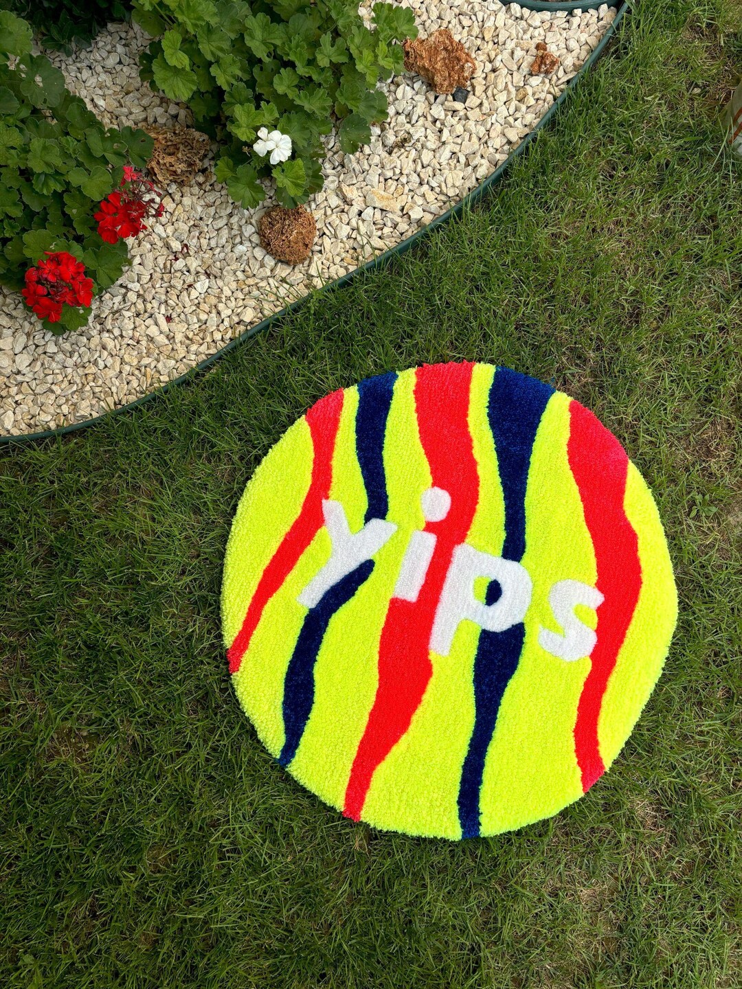 Yips Round Tufted Rug | Colorful Round Rug | Fluffy Bath Mat | Abstract ...
