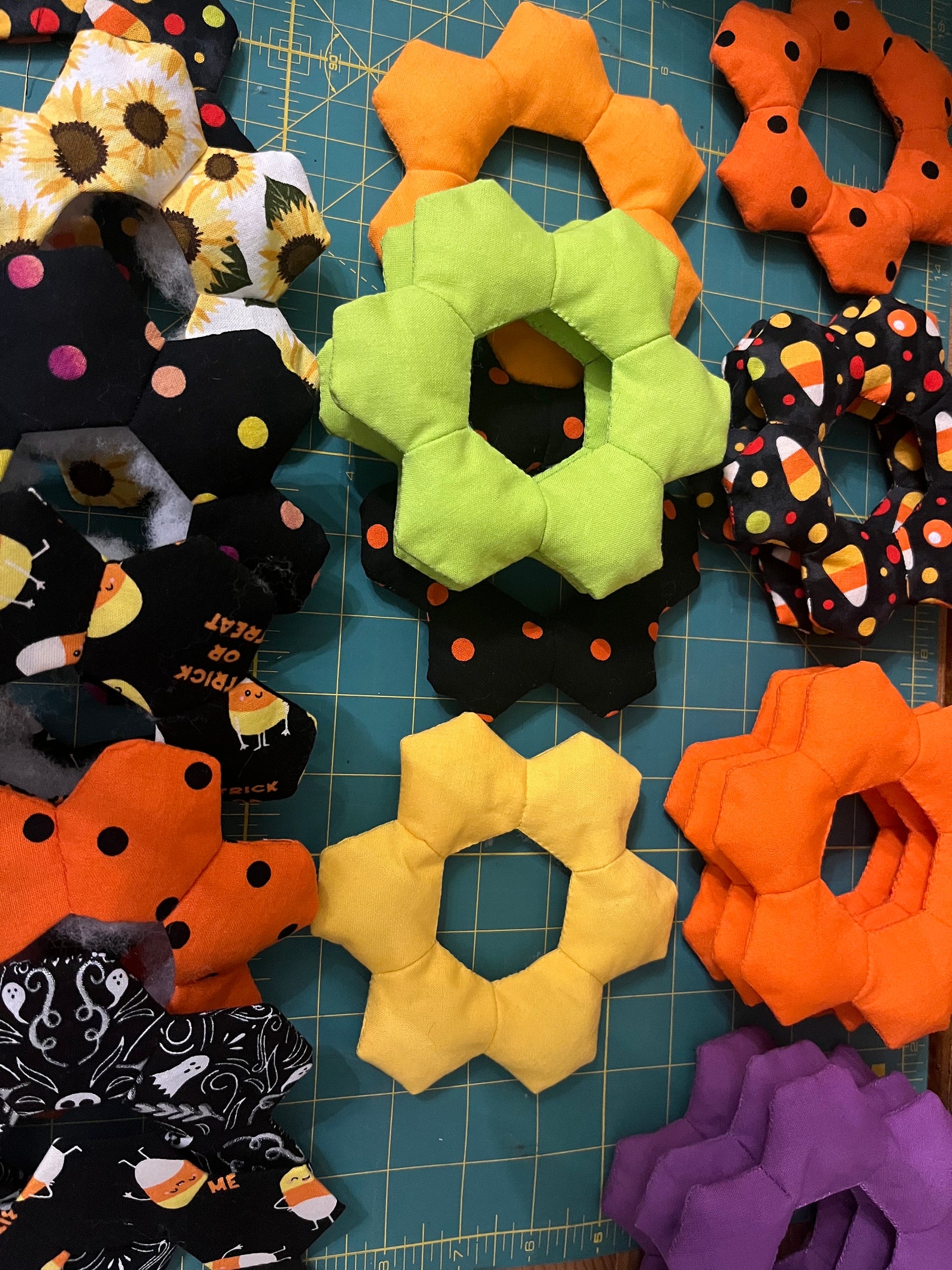 PDF Pattern for EPP English Paper Pieced Wreath Ornament DIY Project - Etsy