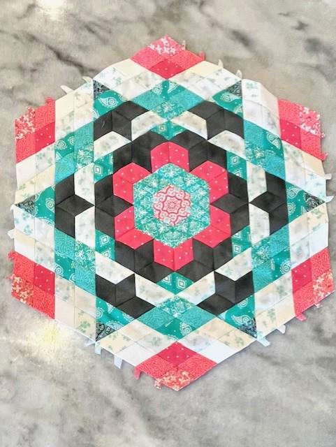 PDF Bouquet of Flowers EPP Table Topper Pattern (by Belinda) With ...