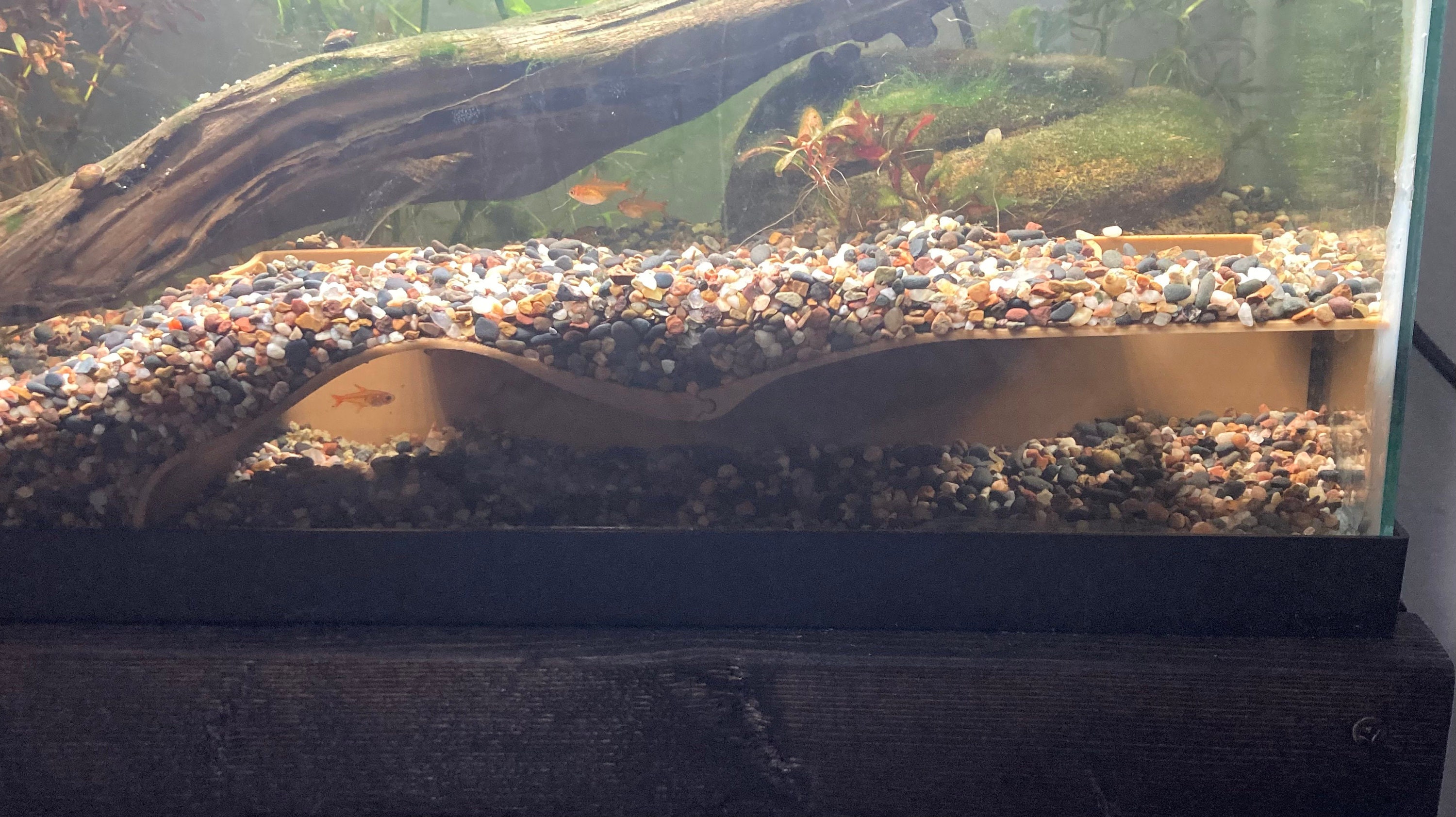 Large Underground Corner Cave With Natural Appearance Aquarium Cave ...