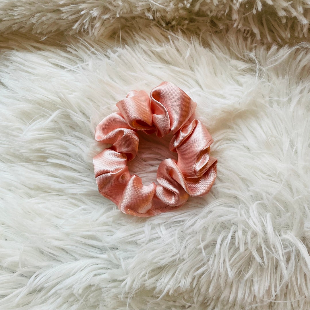 Scrunchie Satin Mini Peach - Etsy