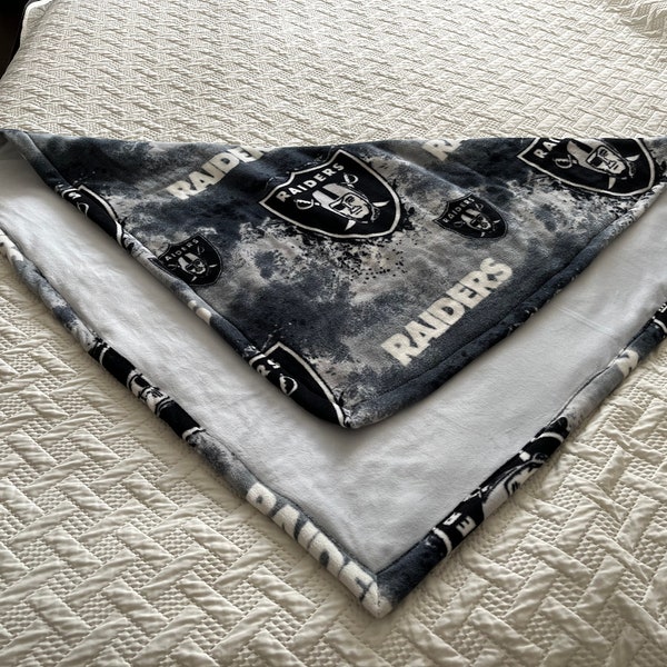 Raiders Blanket - Etsy
