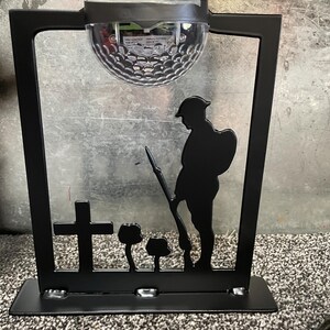 Lest We Forget Tommy Soldier Silhouette Military Statue Remembrance Day ...