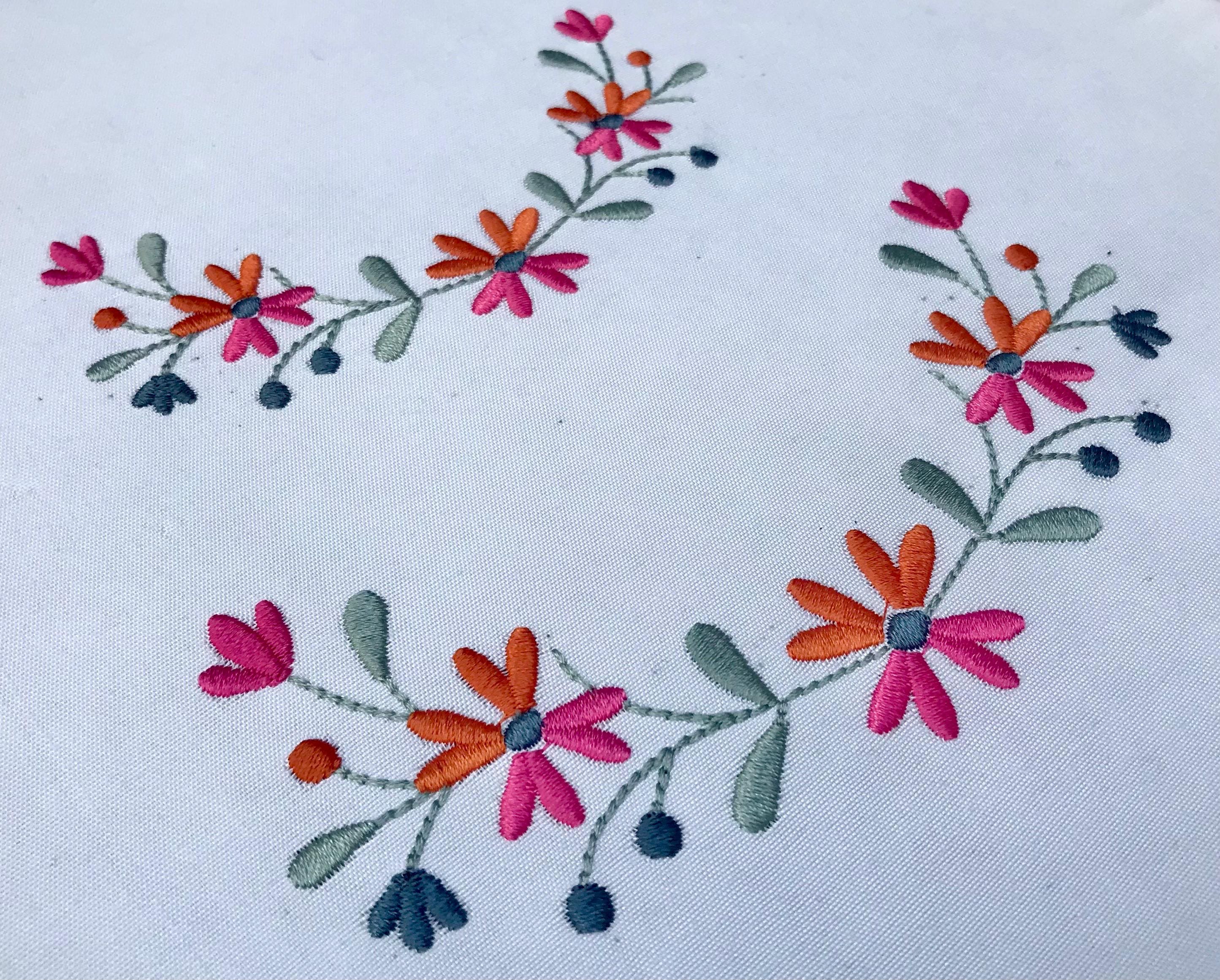 Machine Embroidery Design Modern Boho Flower Curved Flower Border ...