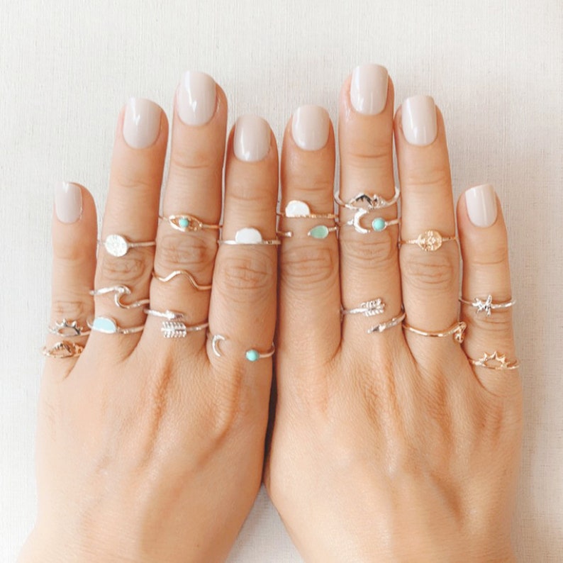 Beachy Rings, Affordable Artsy Rings, Different Alloy Beach Rings ...