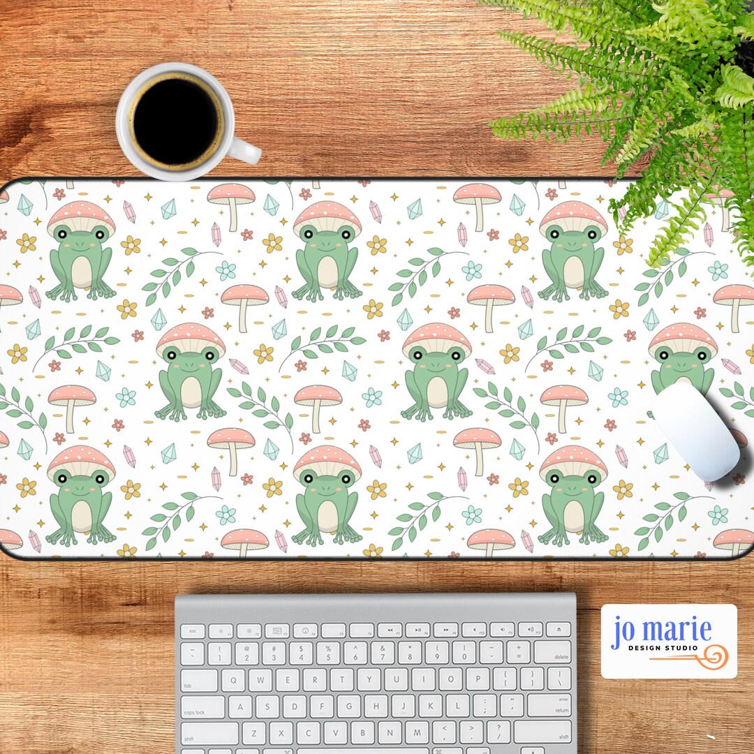 Cute Kawaii Frogs Gaming Desk Mat, Large Anti-slip Mousepad, Lucky Frog ...