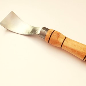 Spoon Carving Gouge , Spoongouge. Forged Bent Gouge Chisel for ...