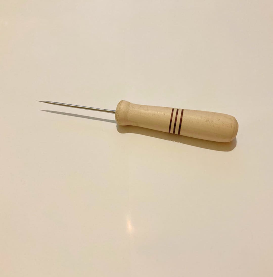 Awl for Leatherworking , Leather Craft Tool , Awl for Stitching With ...