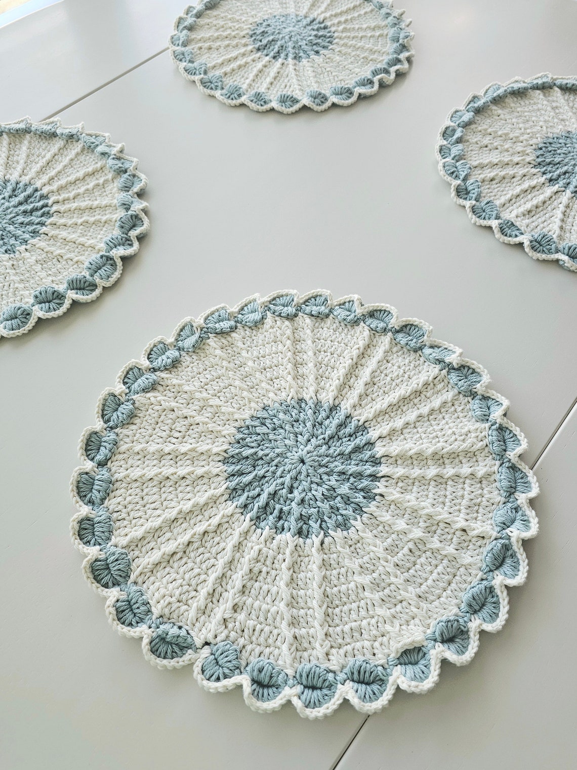 Farmhouse Placemats With Leaf Edge Set of 4/ Shabby Chic Placemats ...